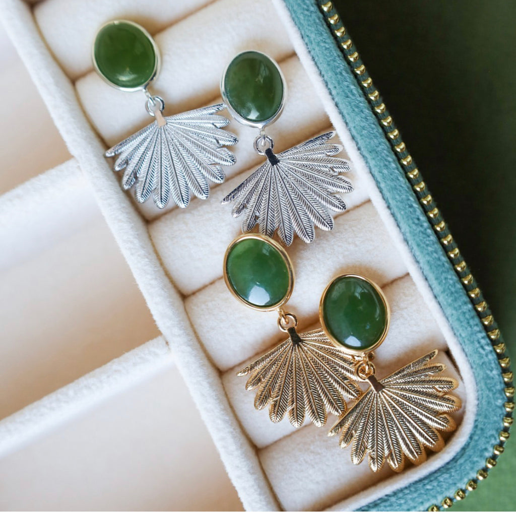 Pounamu Pīwakawaka Earrings – Boh Runga